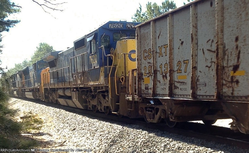 CSX ES44AH 844, C40-8W 7345, C40-8 7605, SD70AC 4732, and C40-8 7620